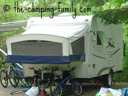 Hybrid Travel Trailers: Lightweight Expandable RVs